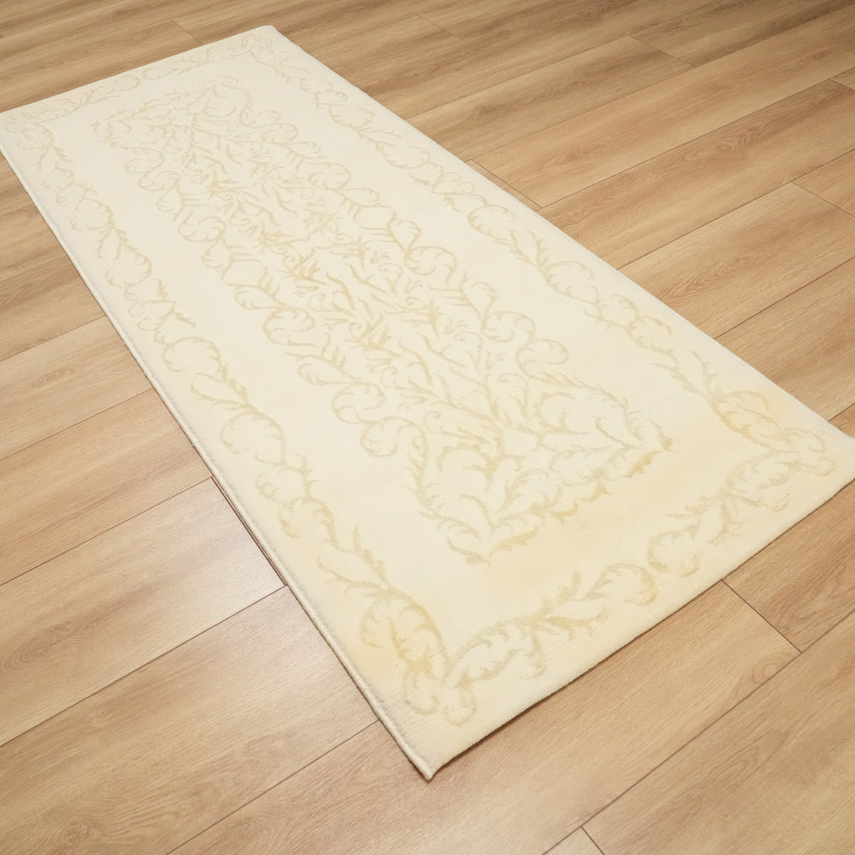Frame Patterned Cream Wool Carpet – HALICIZADE