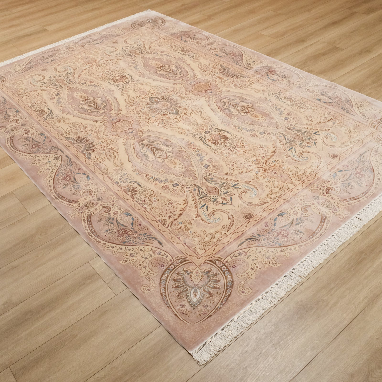 Machine Woven Silk Framed Patterned Cream Rug