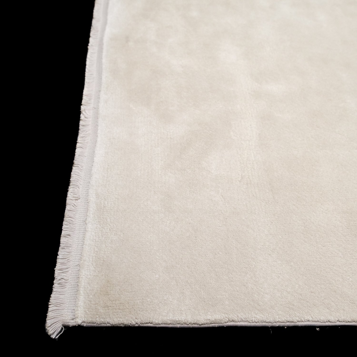 Velvet Plain Design Machine Woven Carpet